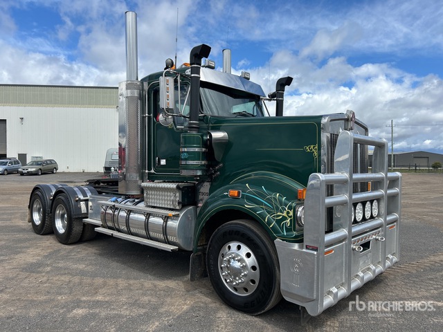 2013 Kenworth T909 6x4 Day Cab Prime Mover | Ritchie Bros. Auctioneers