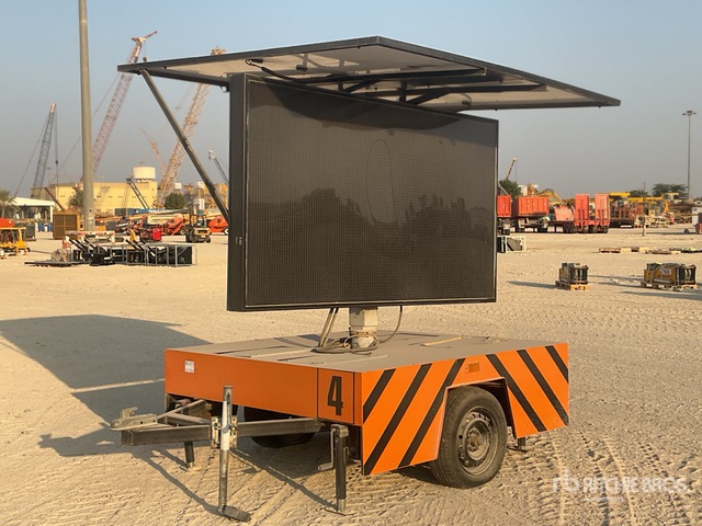 2021 Sirius Solar Tow Behind Message Board | Ritchie Bros. Auctioneers