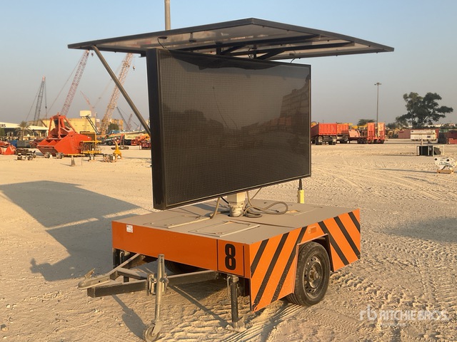 2021 Sirius Solar Tow Behind Message Board | Ritchie Bros. Auctioneers