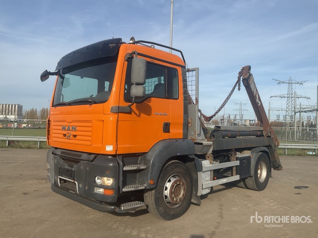 2007 MAN TGA18.360 4x2 Skip Loader Truck | Ritchie Bros. Auctioneers