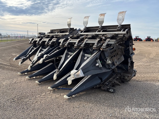 2023 Drago 12-30F GT 12 Row 30 ft Corn Combine Header | Ritchie Bros ...