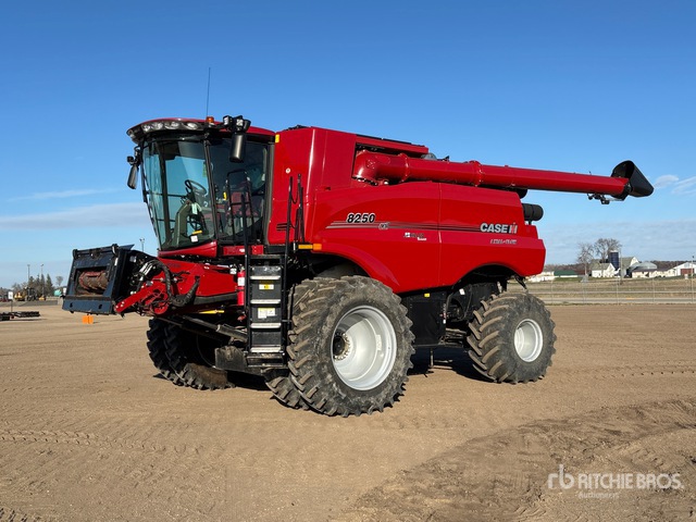 2024 Case IH 8250 4x4 Combine Harvester | Ritchie Bros. Auctioneers