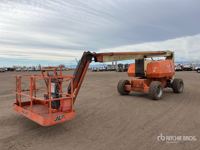 2014 JLG 800 AJ Diesel Articulating Boom Lift | Ritchie Bros. Auctioneers