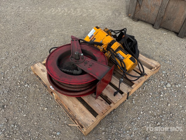 Hose Reel And Chain Hoist Construction Hoist | Ritchie Bros. Auctioneers