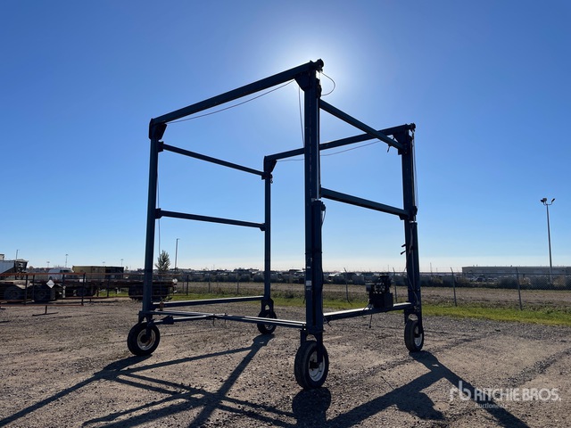 Kleeco PBH-6 6 ton Portable Boat Hoist Gantry Crane | Ritchie Bros ...