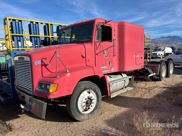 1995 Freightliner D112064S 6x4 Sleeper Cabine et châssis (Inoperable ...