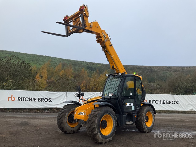 2021 JCB 535-95 Telehandler | Ritchie Bros. Auctioneers