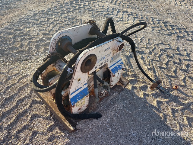 Kent KHP65 Excavator Plate Compactor | Ritchie Bros. Auctioneers