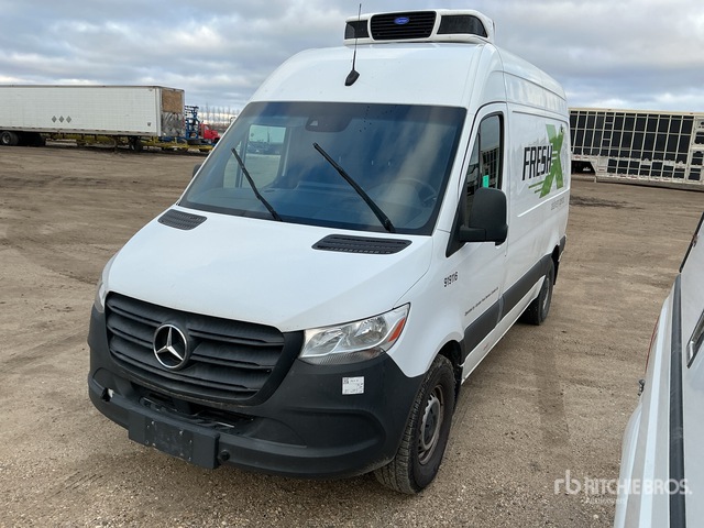 2019 Mercedes-Benz Sprinter 2500 Refrigerated Cargo Van (Inoperable ...