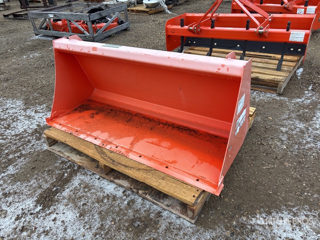 Kubota B2371 54 in Skid Steer Bucket | Ritchie Bros. Auctioneers