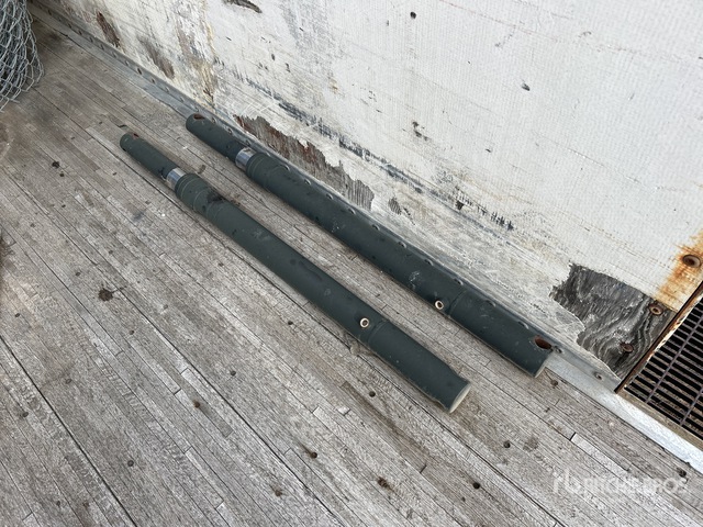 Quantity of (2) Hydraulic Rams - Fits Case 2166 Combine | Ritchie Bros ...