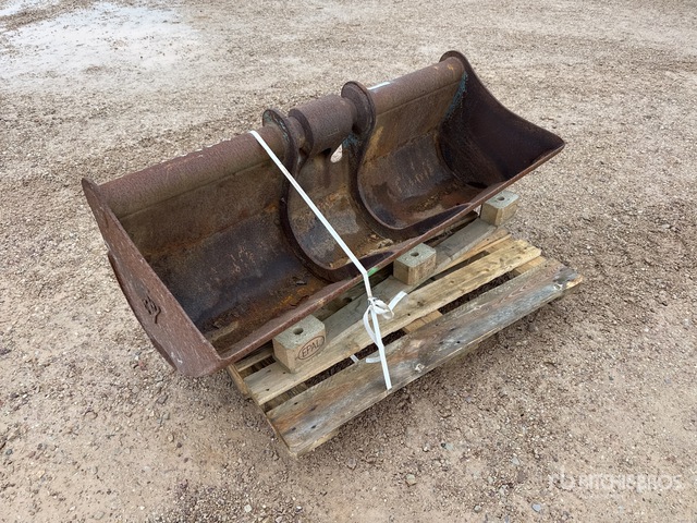 ABC M3 1500 mm Cleanup Godet De Curage Bucket | Ritchie Bros. Auctioneers