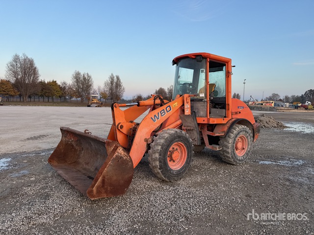 2001 Hitachi W80 Wheel Loader | Ritchie Bros. Auctioneers