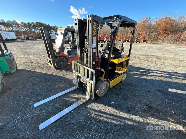 2023 Yale GC050VX 4600 lb Montacargas Eléctrico | Ritchie Bros. Auctioneers