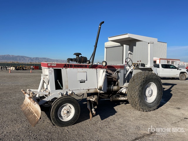Huber Maintainer | Ritchie Bros. Auctioneers