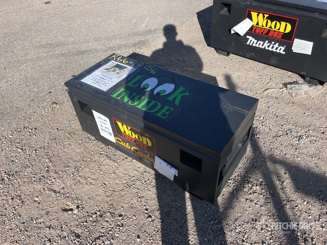 Wood Tuff Tow 48" Box w/7 pc Cub Cadet Tool Kit | Ritchie Bros. Auctioneers