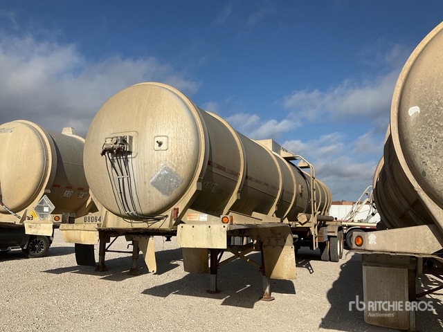 1997 Trailmaster 8400 gal T/A Tanker Trailer | Ritchie Bros. Auctioneers