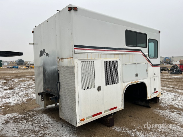 13 ft Service Body | Ritchie Bros. Auctioneers