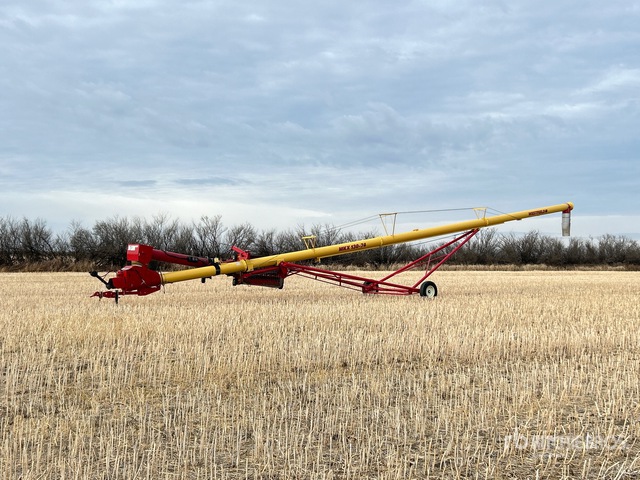 2018 Westfield MKX 130-74 13 in x 74 ft Swing Grain Auger | Ritchie ...