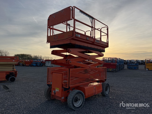 2015 JLG 3369LE Electric Scissor Lift | Ritchie Bros. Auctioneers