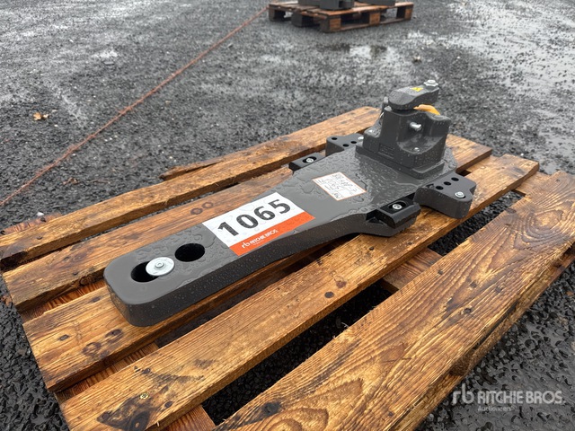Rockinger K80 Drawbar solid (Unused) | Ritchie Bros. Auctioneers