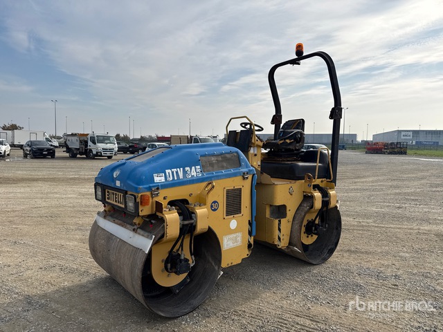 2000 Bitelli DTV345 Double Drum Roller | Ritchie Bros. Auctioneers