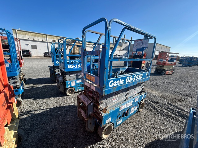 2018 Genie GS1930 Electric Scissor Lift | Ritchie Bros. Auctioneers