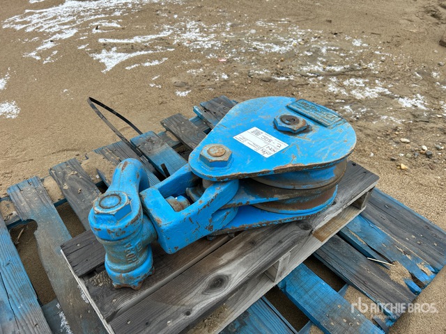 McKissick 433 12 in 40 ton 2 Sheave Load Block | Ritchie Bros. Auctioneers