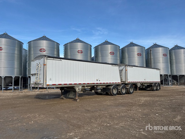 2006 Wilson 28 ft Super B-Train Lead Grain Trailer | Ritchie Bros ...