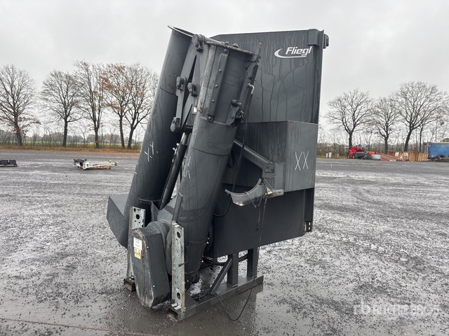 2019 Fliegel offloading elevator | Ritchie Bros. Auctioneers