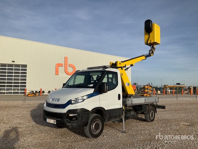 2019 Movex TL10W.O. on 2019 Iveco Daily Bucket Truck | Ritchie Bros ...
