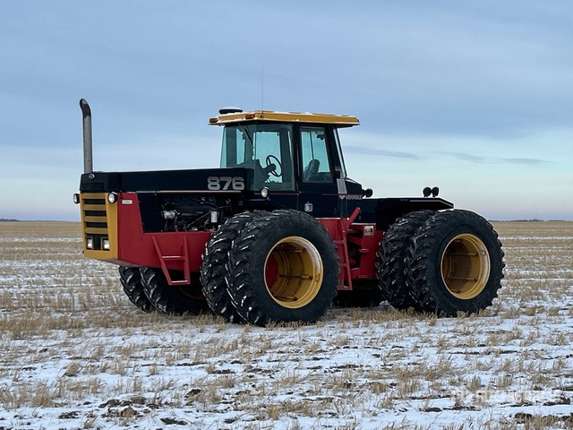 1988 Versatile 876 Articulated 4WD Tractor | Ritchie Bros. Auctioneers