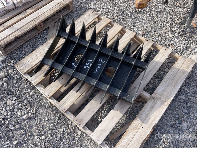 2025 Kit Containers QT-RR-70 32 in Mini Skid Steer Root Rake | Ritchie ...