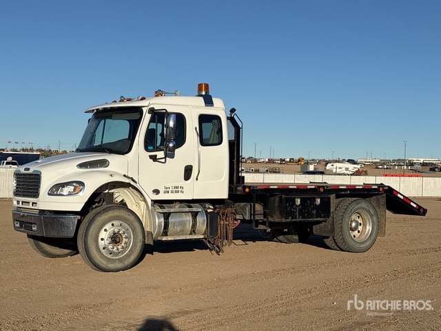 2019 Freightliner M2106 4x2 Sleeper Flatbed Truck | Ritchie Bros ...