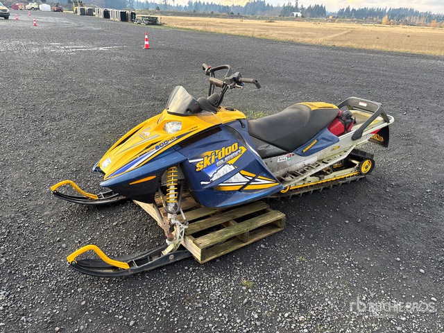 2005 Ski-doo Summit Adrenaline Snowmobile (Inoperable) | Ritchie Bros ...