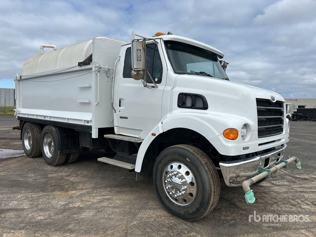 2002 Sterling LT7500 24000 L 6x4 Water Truck | Ritchie Bros. Auctioneers