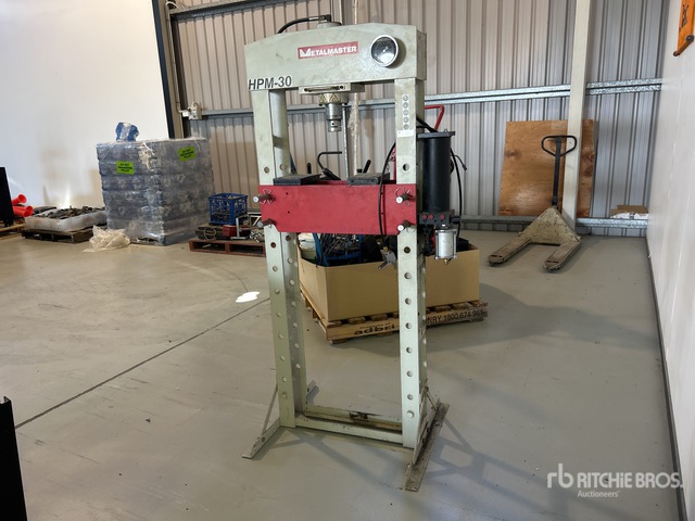 2017 MetalMaster HPM-30 30 ton Shop Press | Ritchie Bros. Auctioneers