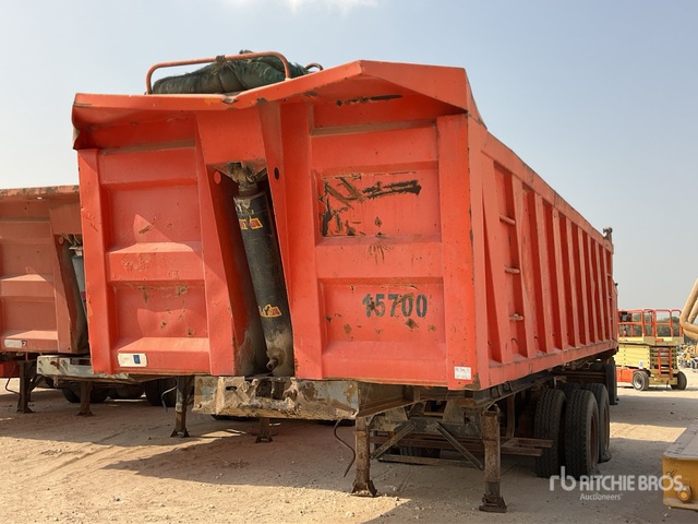 Mammut T/A End Dump Trailer | Ritchie Bros. Auctioneers