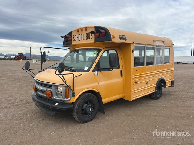 1999 Chevrolet Express G3500 4x2 Transit Bus | Ritchie Bros. Auctioneers