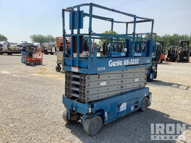 2008 Genie GS-3232 Electric Scissor Lift | Ritchie Bros. Auctioneers
