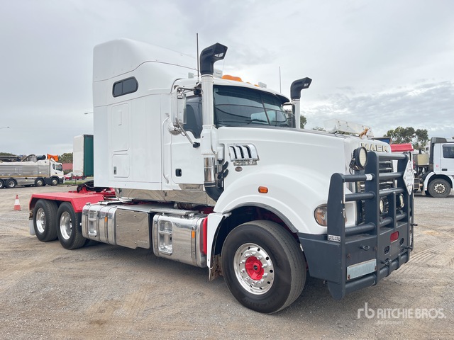 2018 Mack CLXT Super-Liner 6x4 T/A Sleeper Truck Tractor | Ritchie Bros ...