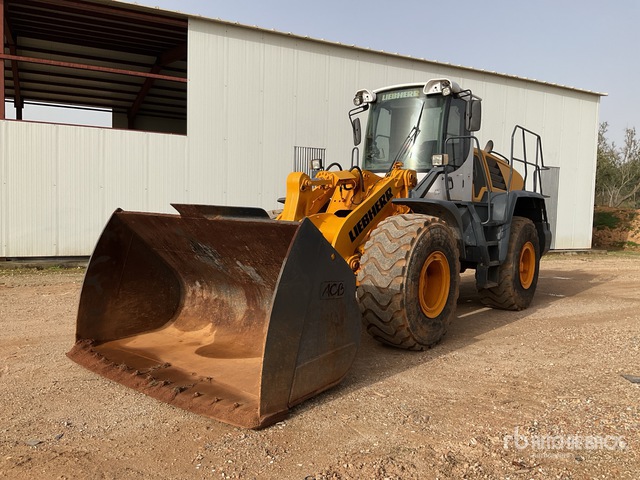 2012 Liebherr L556 Wheel Loader | Ritchie Bros. Auctioneers