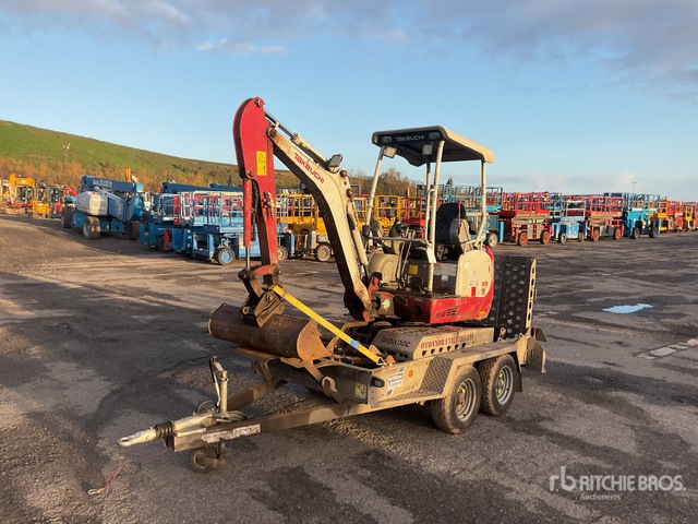 2020 Takeuchi TB216 C/W Plant Trailer, 4 Buckets, 1 Breaker Mini ...