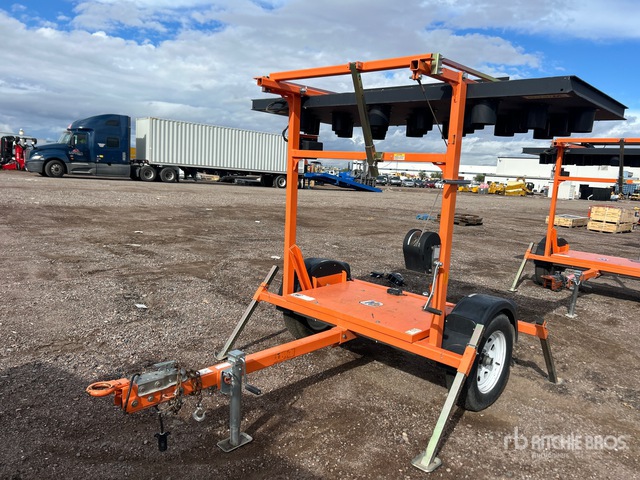 2020 Wanco WTSP Solar Arrow Board | Ritchie Bros. Auctioneers