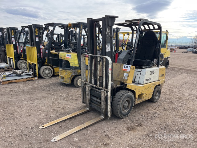 1989 Yale GLP040 4000 lb Pneumatic Tire Forklift | Ritchie Bros ...