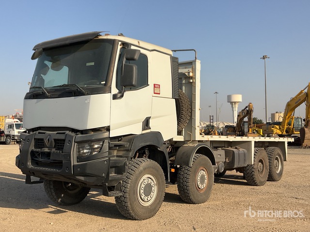 2018 Renault 8x8 Twin-Steer Sleeper Flatbed Truck | Ritchie Bros ...