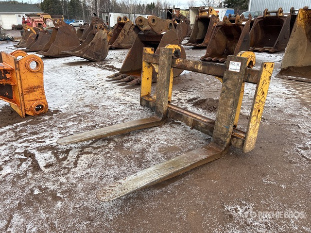 John Deere 46 in Q/C Wheel Loader Forks - Fits John Deere 624 | Ritchie ...