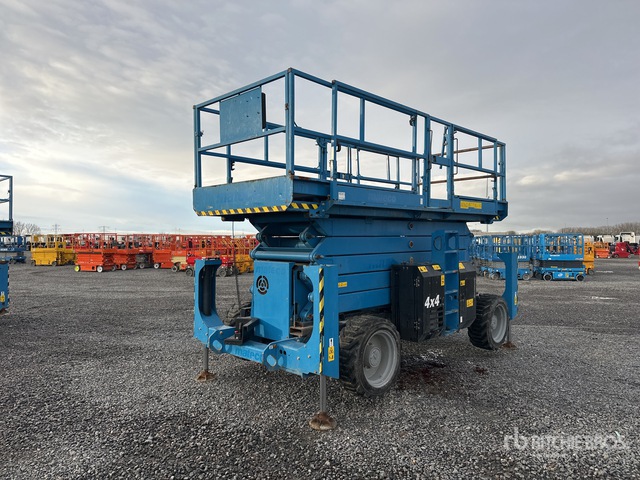 2018 Genie GS-5390 4x4 Diesel Scissor Lift | Ritchie Bros. Auctioneers