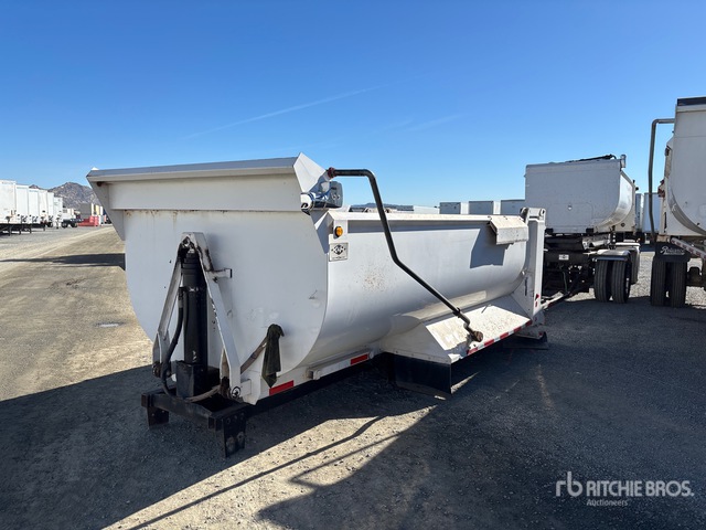 2007 Beall T/A Transfer Trailer w/ Truck Dump Box | Ritchie Bros ...