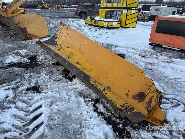 144 in Motor Grader Snow Wing - Fits John Deere 772D | Ritchie Bros ...